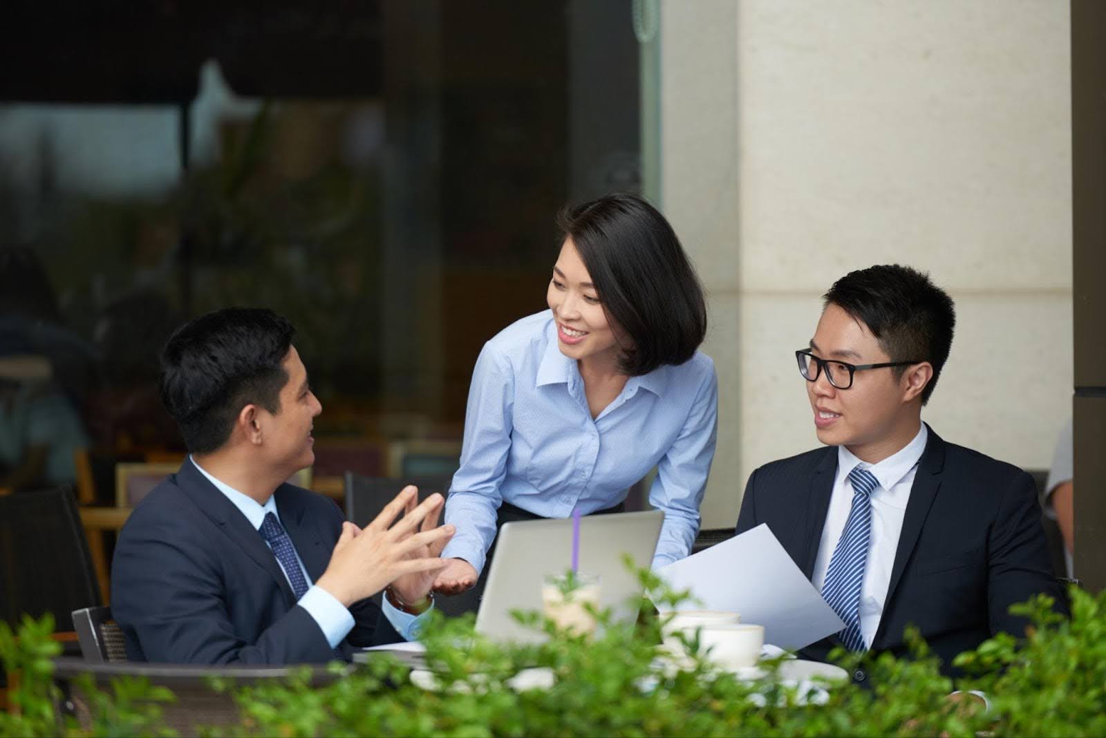 How To Manage Difficult Conversations in the Workplace: - FranklinCovey ...